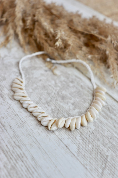 Cowry shell necklace – WhiteFawn Boutique